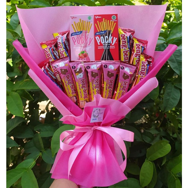 Jual (S) Buket Snack pink pocky /paket/bingkisan Snack Ulang Tahun ...