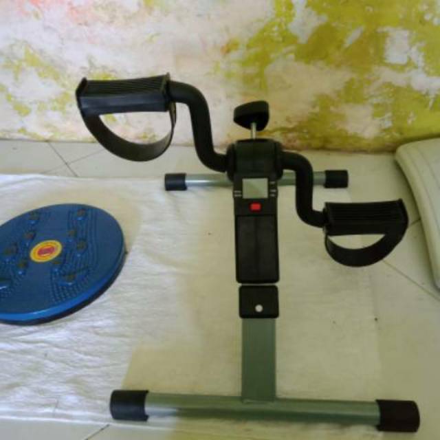 Jual Sepeda Statis Terapi Kaki,Tangan Stroke Patah Tulang | Shopee ...