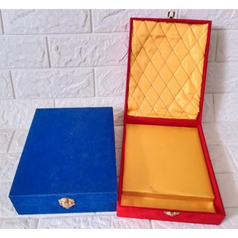 Jual box ekslusif kotak plakat box vandel box bludru plakat cinderamata ...