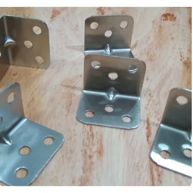 Jual Siku 3x3 Ambalan Siku Besi 3 Lubang Besi Siku | Shopee Indonesia