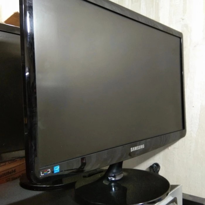 Jual MONITOR LED SAMSUNG 22 INCH FULL HD | Shopee Indonesia