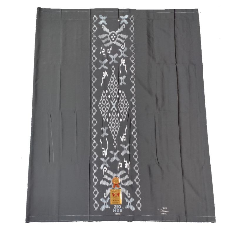 Jual sarung hitam polos motif BHS excellent merk HDS-sarung sholat ...
