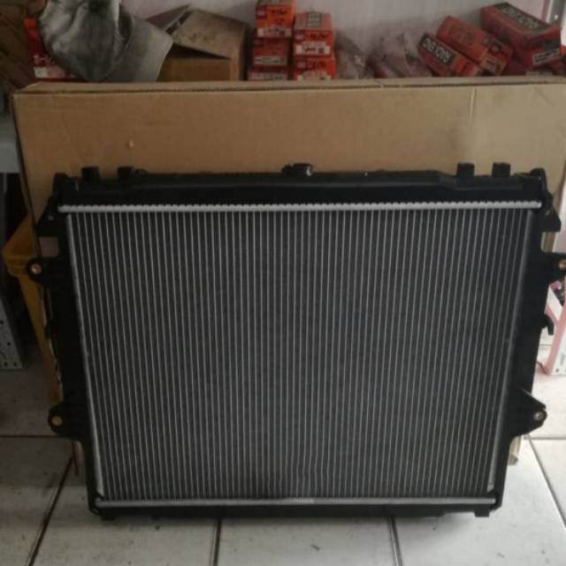 Jual RADIATOR TOYOTA INNOVA BENSIN MATIC FORTUNER HILUX | Shopee Indonesia