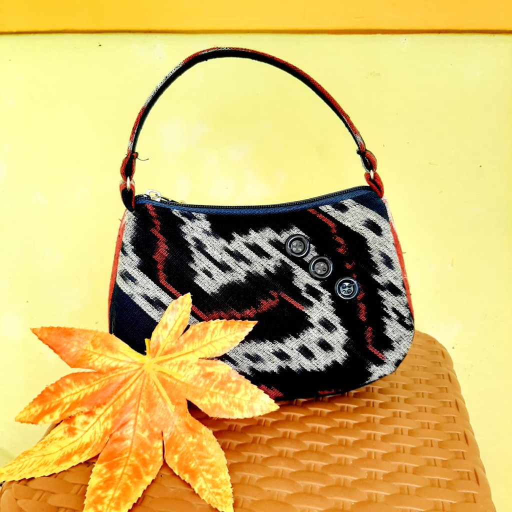 Jual Hand bag mini / tas tenun/ aksesoris tenun | Shopee Indonesia