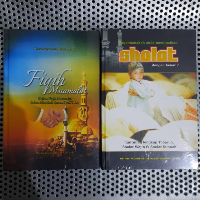 Jual Buku Sholat dan Buku Fiqih Muamalat Habib Segaf Baharun | Shopee ...