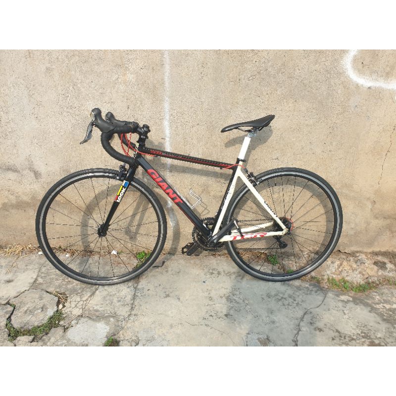 Jual Sepeda Balap Bekas Roadbike Road bike Giant TCR Shimano 105 ...