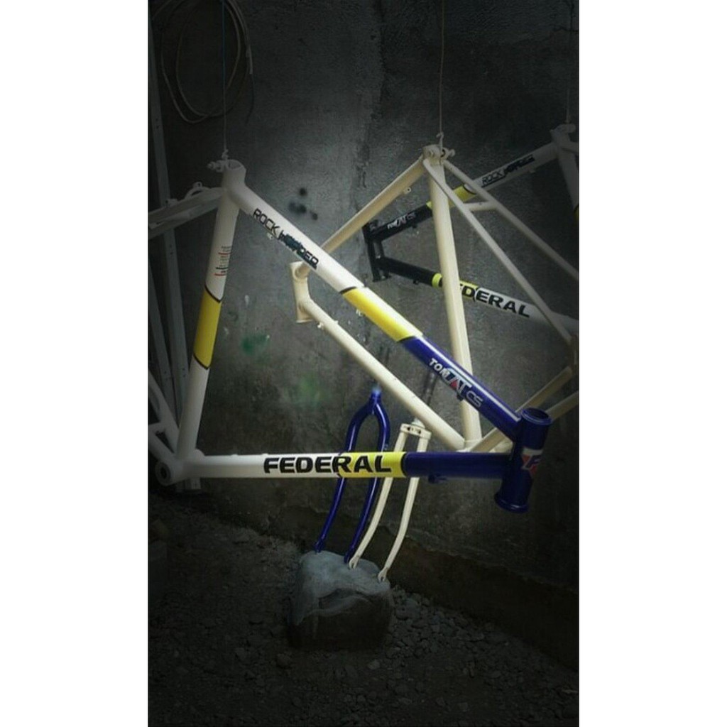 Jual decal sticker federal white cat whitecat cycle 2000 bahan ...