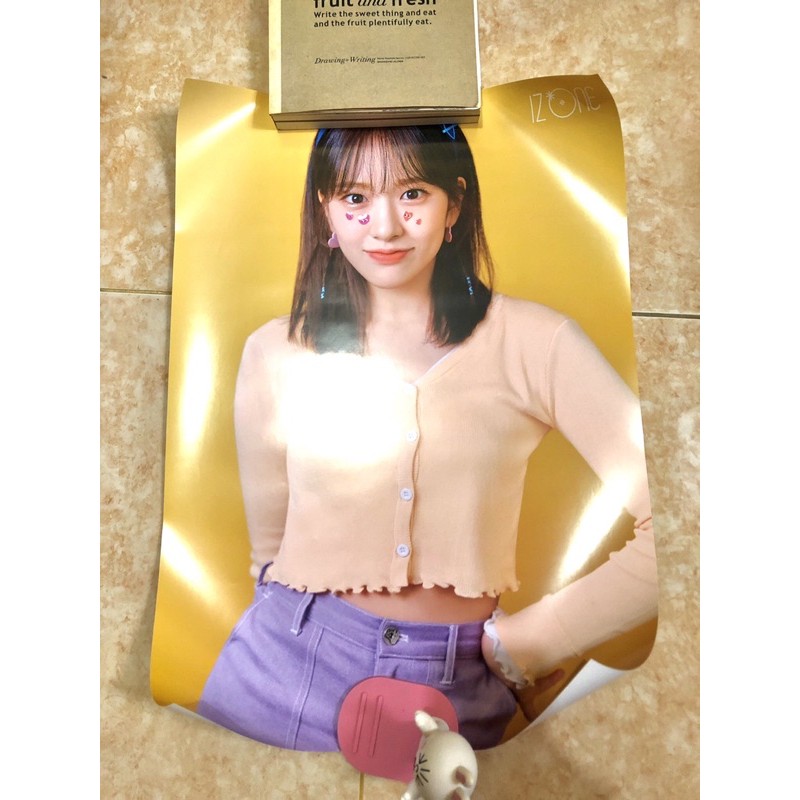 Jual Poster IZONE YUJIN (Oneiric Diary) | Shopee Indonesia