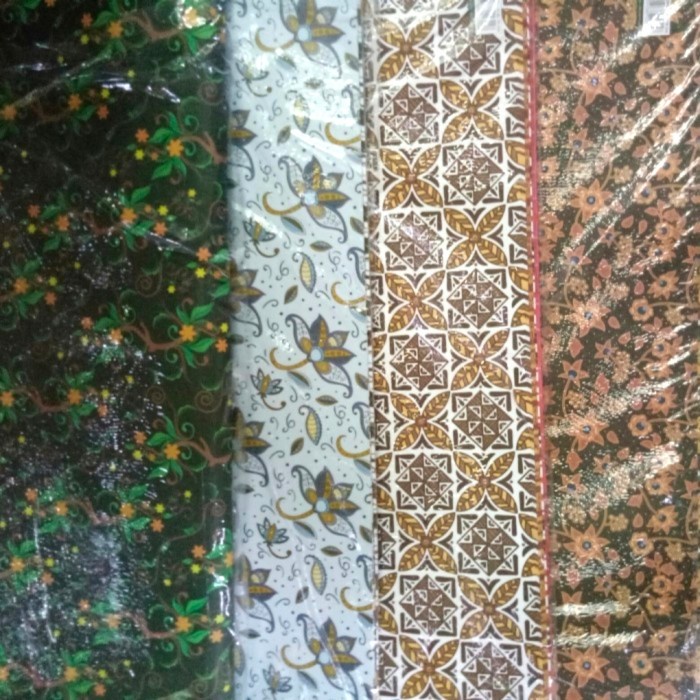 Jual Kertas Kado SIDU Motif Batik | Shopee Indonesia