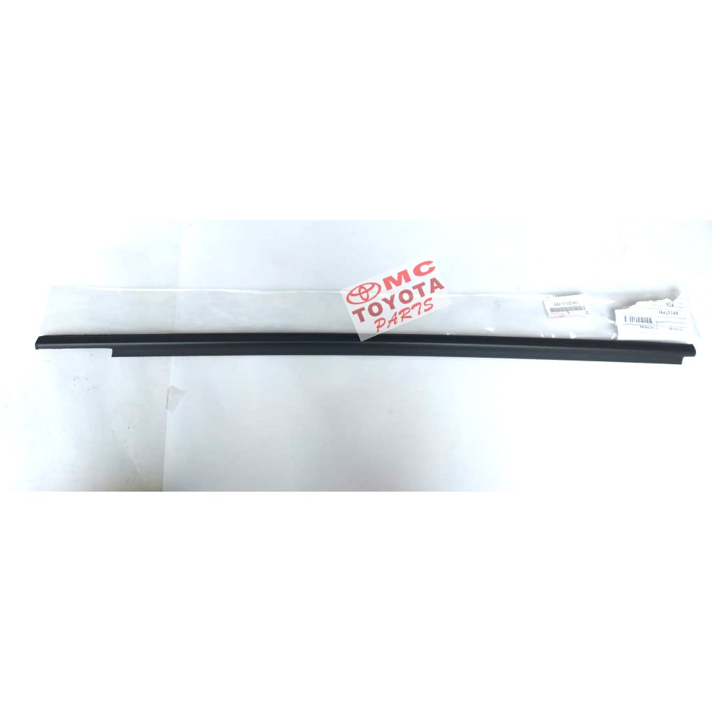 Jual Pelipit Pintu / Karet Kaca Luar Depan Kiri Yaris 68210-0D080 ...