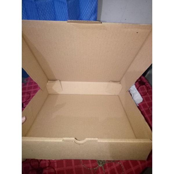 Jual Dus Kardus Box 25x25x5 cm | Shopee Indonesia