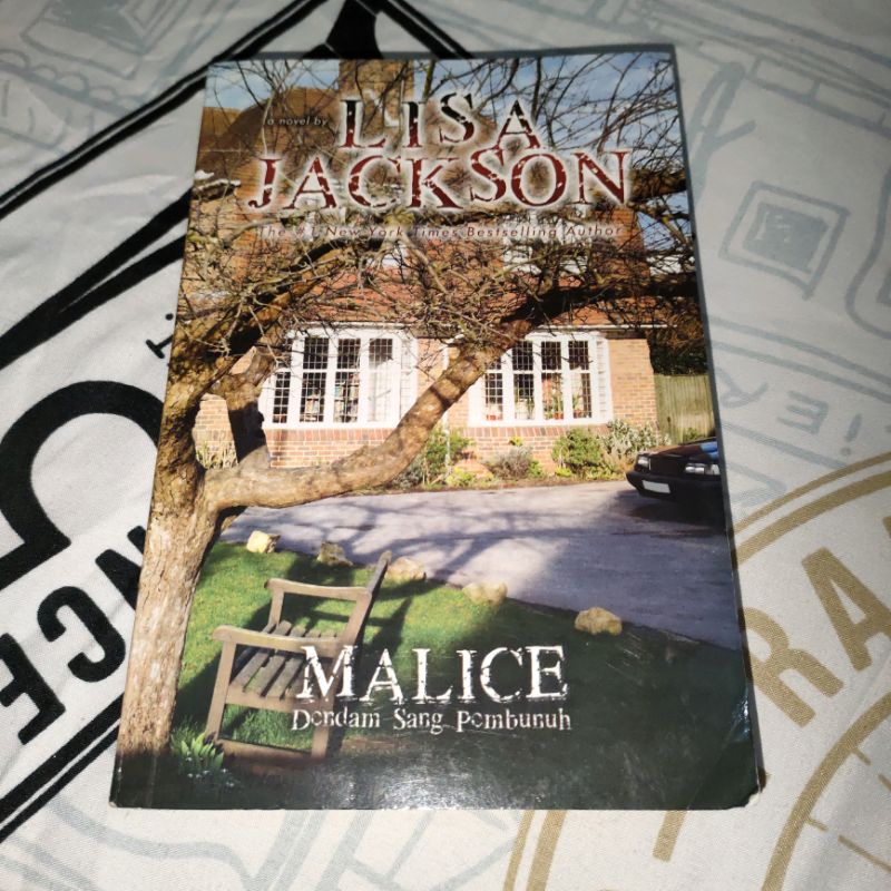 Jual Novel Malice - Lisa Jackson | Shopee Indonesia