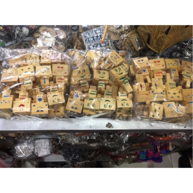 Jual Gantungan kunci danbo kayu besar | Shopee Indonesia