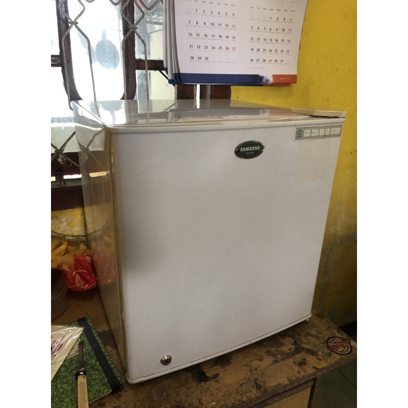Jual Kulkas mini bar bekas Samsung SRG-058 | Shopee Indonesia