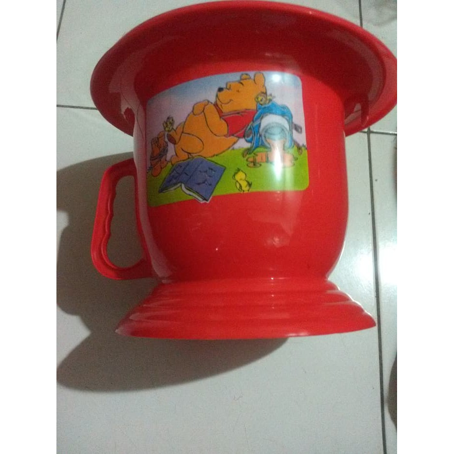 Jual Pispot Plastik Gambar + Tutup tinggi =19 cm diameter tengah = 24.5 ...