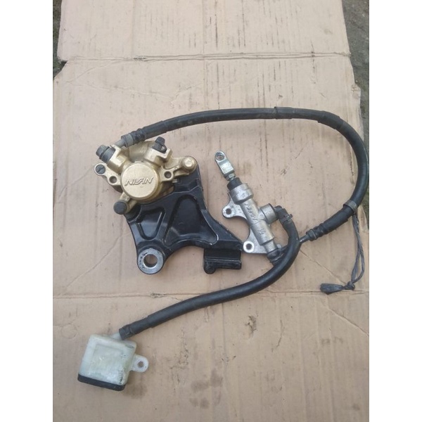 Jual REM BELAKANG MASTER KALIPER R15 V2 | Shopee Indonesia