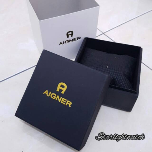 Jual KOTAK JAM TANGAN BOX KAYU AIGNER | Shopee Indonesia