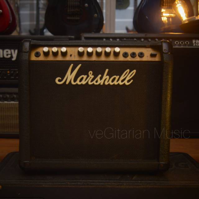 Jual ampli gitar marshall valvestate 8020 combo made in england.rare ...
