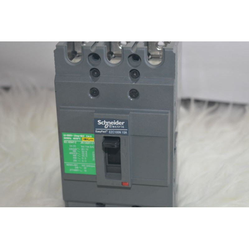 Jual SCHNEIDER MCCB / NFB / EZC EASYPACT BREAKER 3P 30A EZC100N3015 | Shopee Indonesia