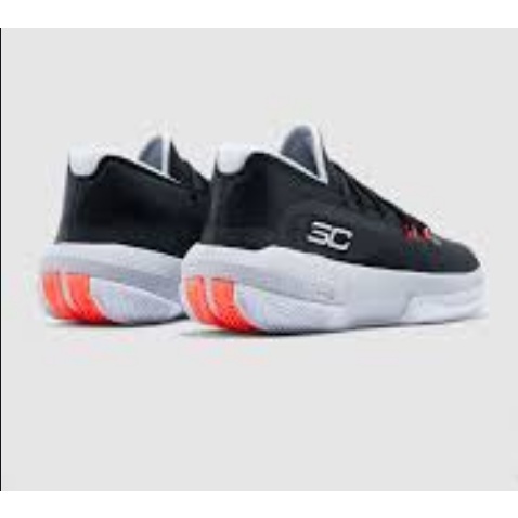 Jual SEPATU UA Steph Curry 3Zero III Sz 12 / 46 / 30 CM ORIGINAL GOLDEN ...
