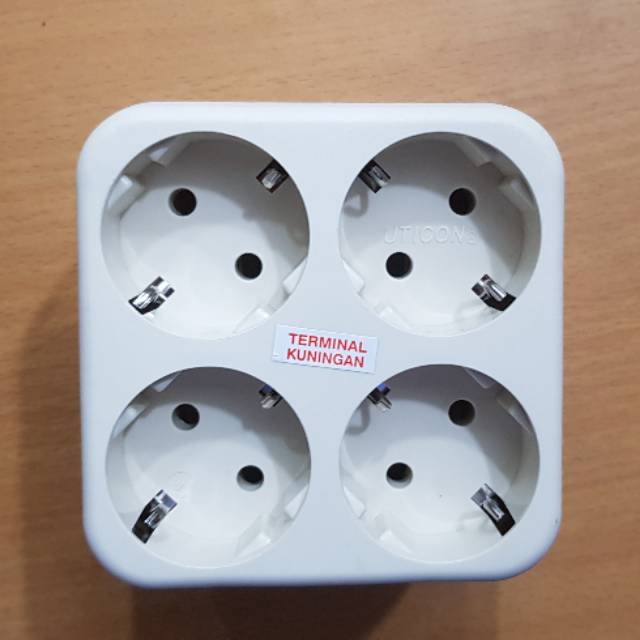 Jual Steker stop kontak uticon 4 lubang / Stop kontak 4 in 1 uticon S ...