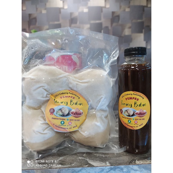 Jual Pempek Kapal Selam Besar isi 5 + 1 Botol Cuka 250 ml | Shopee ...