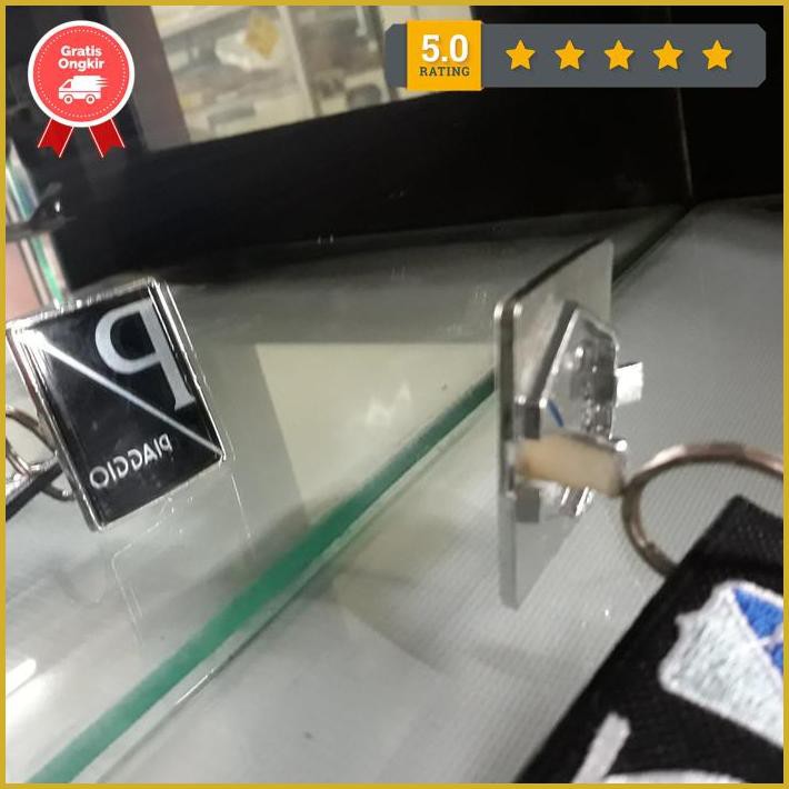 Jual Emblem Dasi Original P Piaggio Vespa Sprint S Lx Dan Gts Excel Dan ...