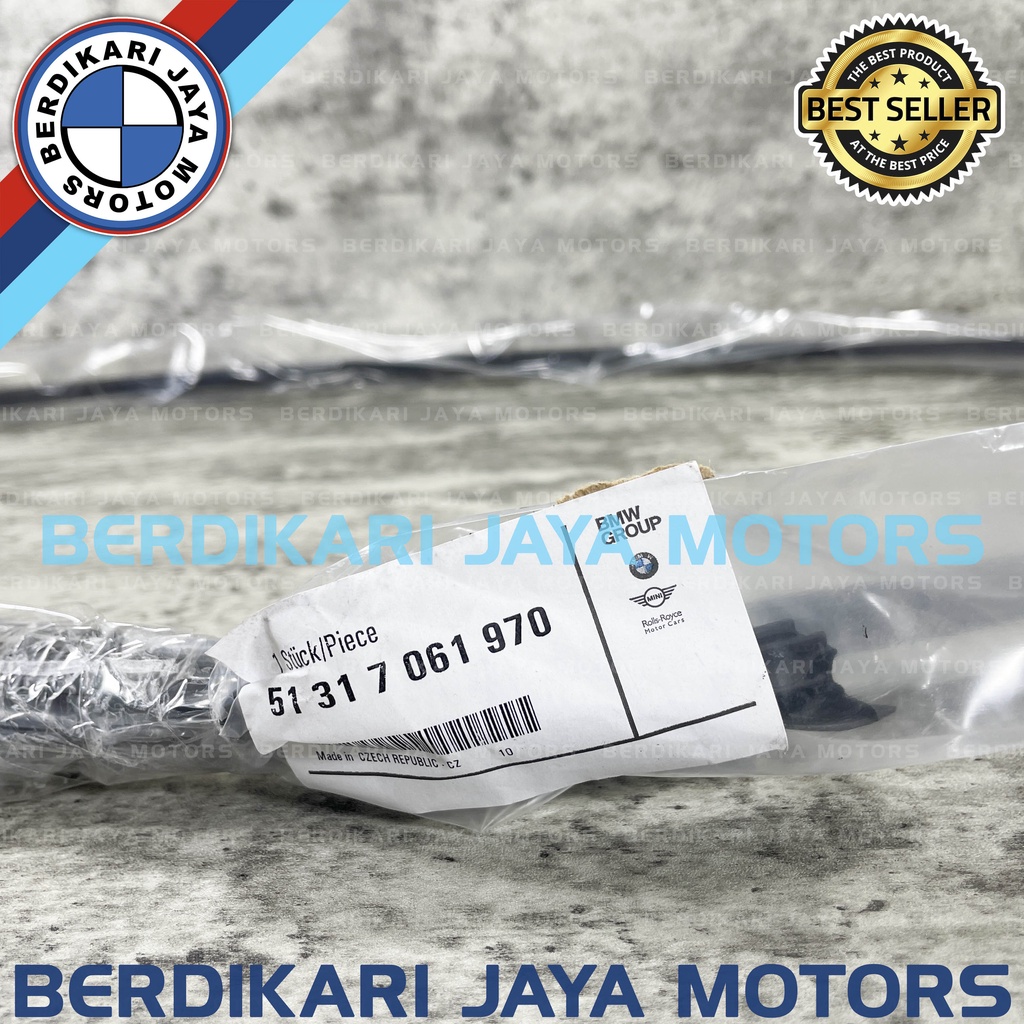 Jual COVER REAR WINDOW TOP KARET KACA BELAKANG ATAS BMW E90 51 31 7 061 970 | Shopee Indonesia