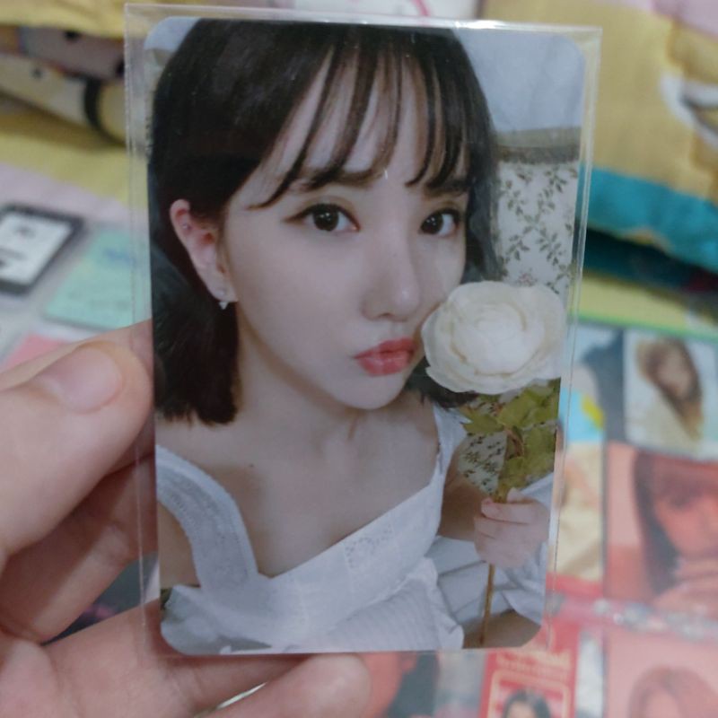 Jual GFRIEND 5TH MINI ALBUM ALBUM+ PHOTOCARD PARALLEL LOVE WHISPER EUNHA YUJU SOWON UMJI SINB ...