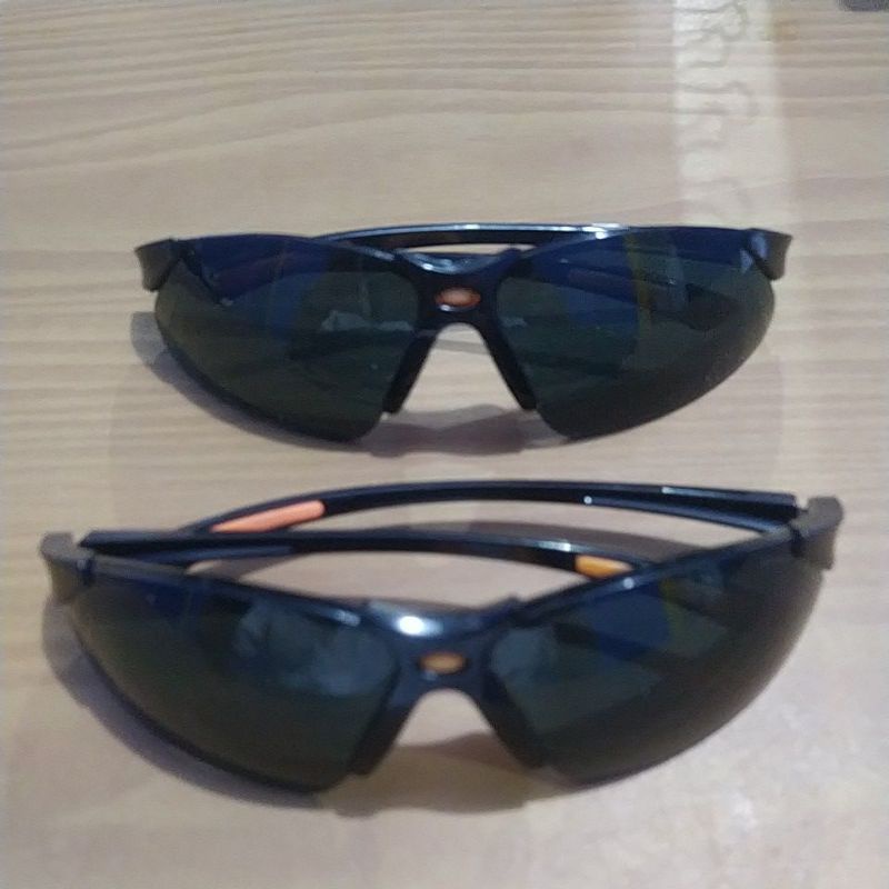Jual kacamata las hitam,safety welding | Shopee Indonesia