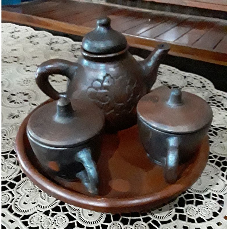 Jual Set Teko Teh Poci Gerabah Tanah Liat 2 Cangkir 1 nampan murah ...