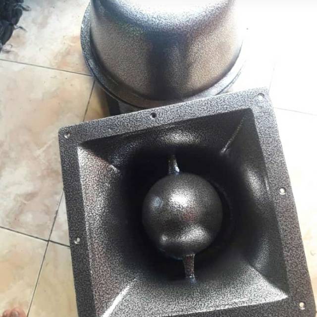 Jual HORN MIDDLE 10 in komplit panci model rudal plus panci | Shopee ...