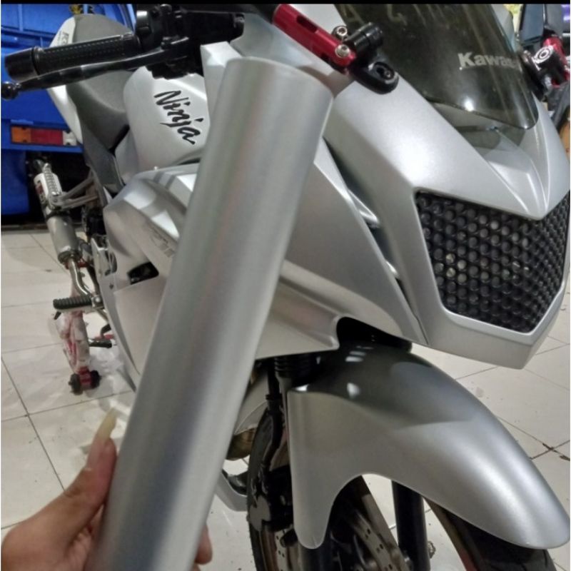 Jual Stiker Skotlet Silver Doff Chrome Skotlet Motor Silver Doff ...