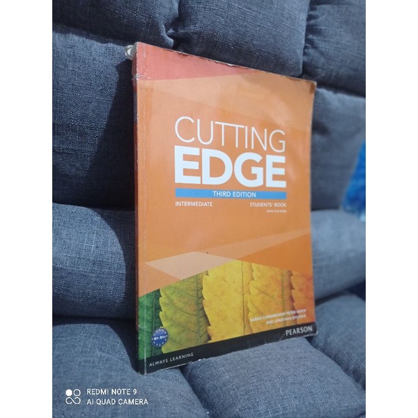 Jual buku Pearson cutting Edge Intermediate student book | Shopee Indonesia