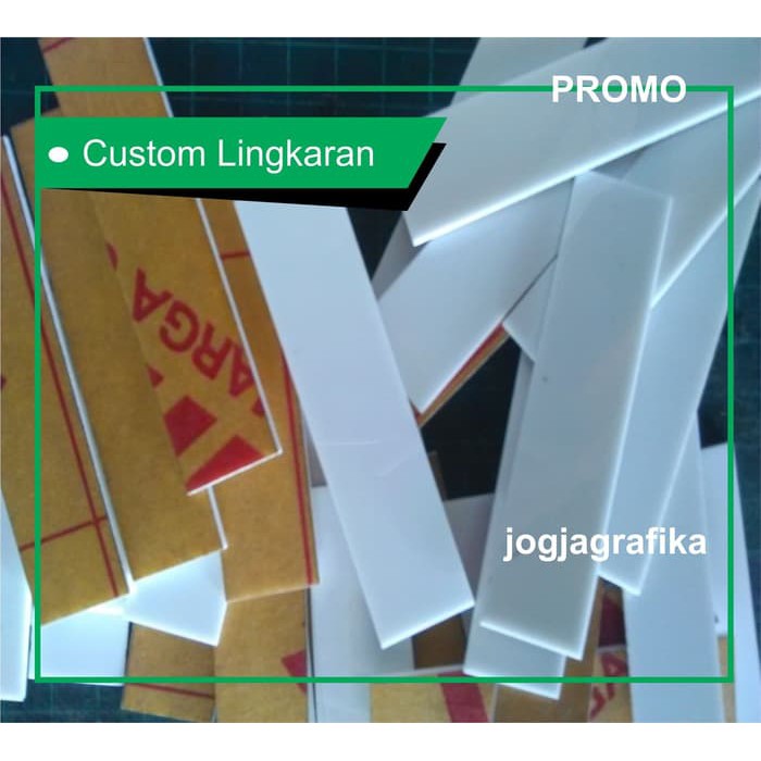 Jual NameTag Akrilik Putih Susu Bahan Nama Dada / Name Tag Acrilyc ...