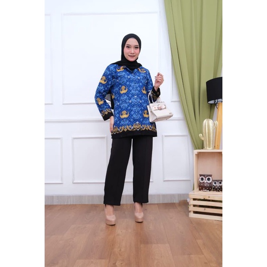 Jual BAJU KORPRI WANITA kerah hitam lapis furing KATUN HALUS C40S LENGAN PANJANG | Shopee Indonesia