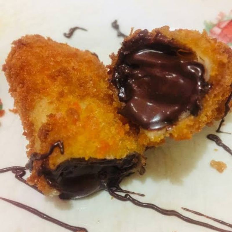 Jual RISOLES COKLAT LUMER (10PCS) | Shopee Indonesia