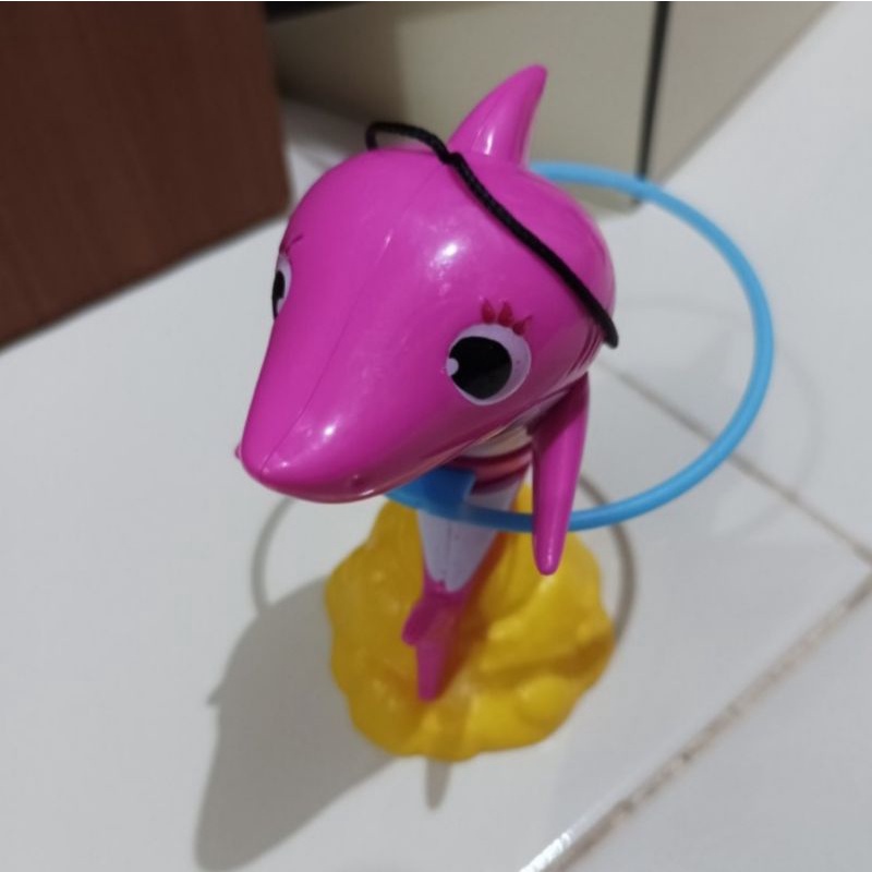 Jual Mommy Shark - Edisi Baby Shark - KFC Chaki Kids Meal Figure ...
