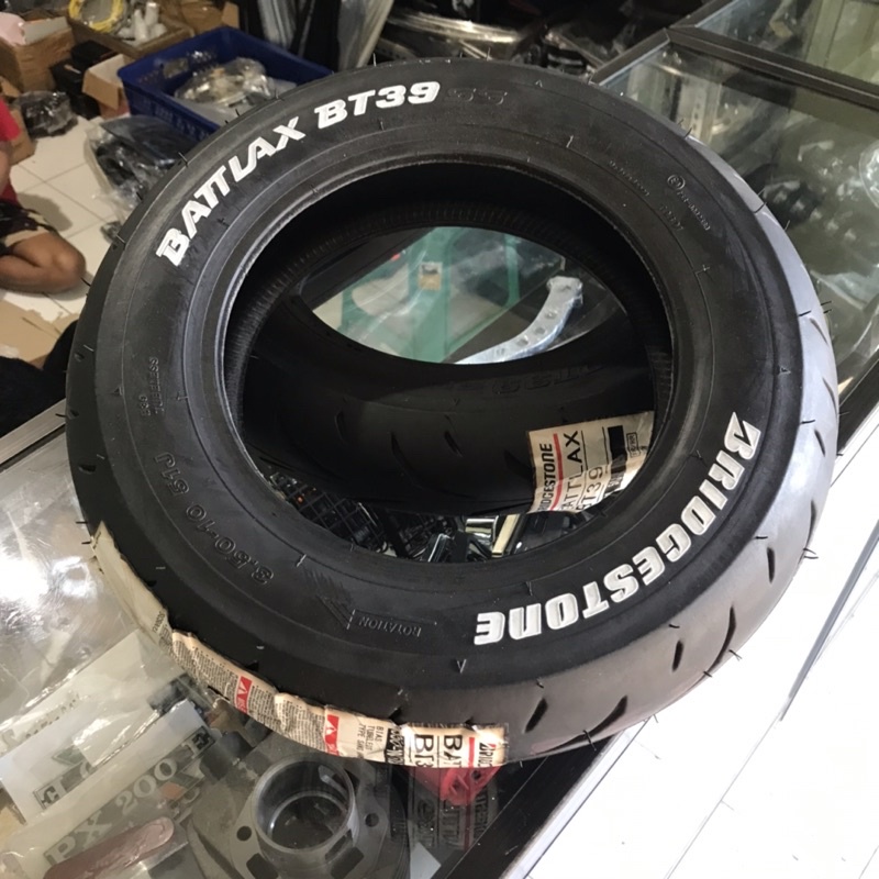 Jual ban BATTLAX BT39 bridgestone 3.50-10 vespa | Shopee Indonesia