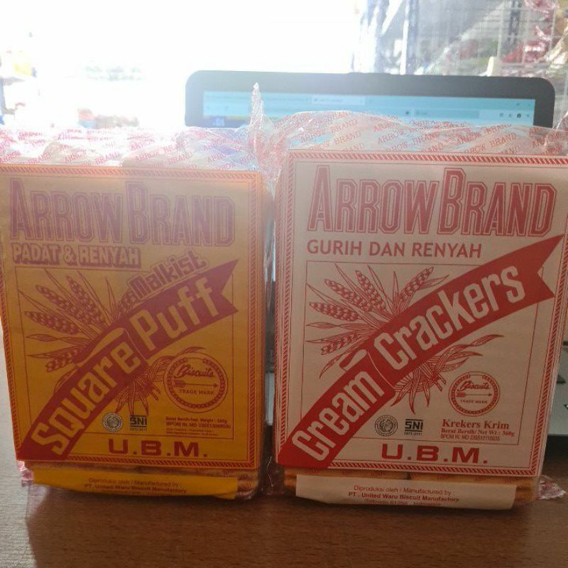 Jual UBM cream crackers 360 gr | Shopee Indonesia