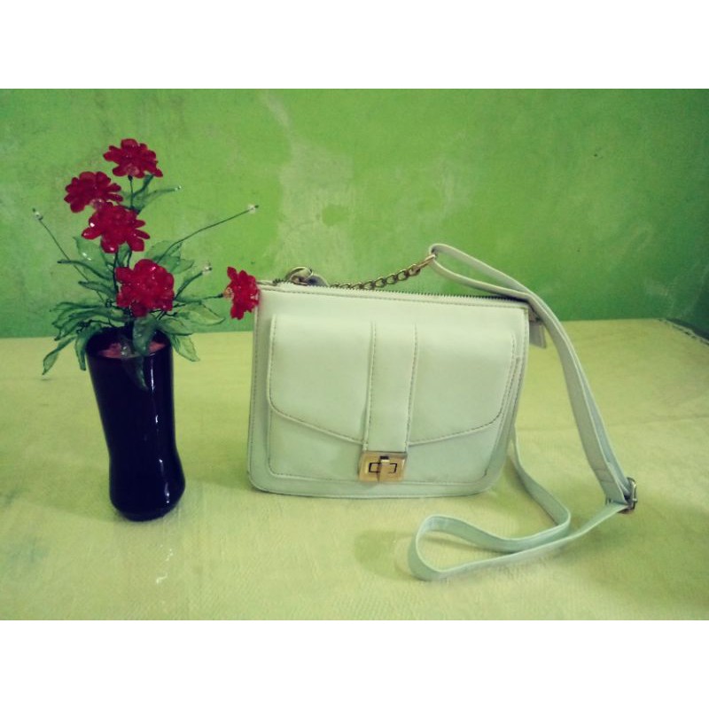 Jual PL tas putih (Sold) | Shopee Indonesia