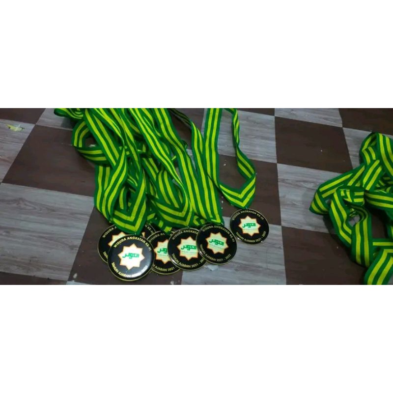 Jual mendali wisuda stainless resin/rykal | Shopee Indonesia
