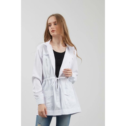 Jual BerryBenka Elex Parka White (preloved) | Shopee Indonesia
