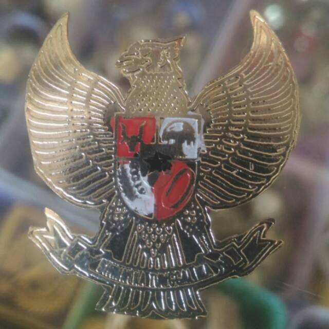 Jual Pin Lambang Garuda logam kuningan asli | Shopee Indonesia