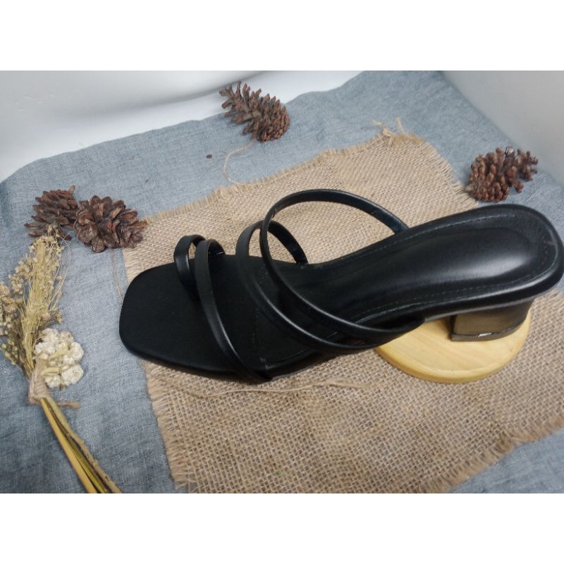 Jual sandal hak tahu tali tinggi 5cm VERO VR2224 | Shopee Indonesia