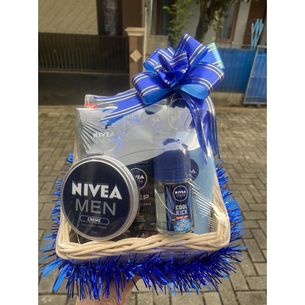 Jual NIVEA Parcel Hampers Men Lengkap Perawatan Pria Lengkap | Shopee ...