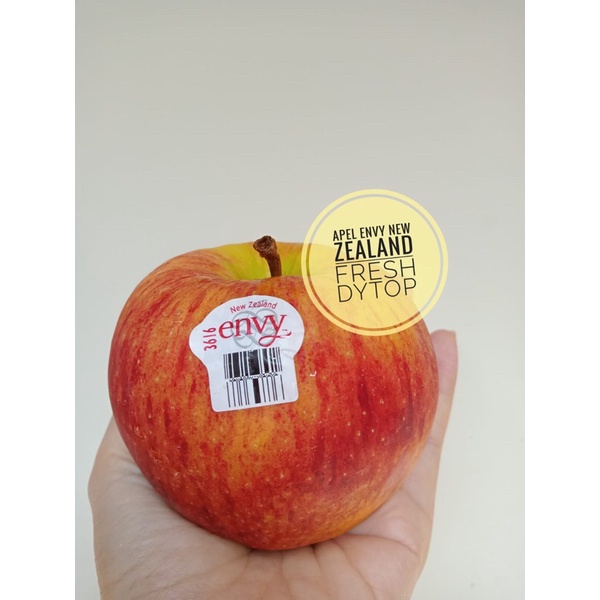 Jual Buah Apel ENVY USA New Zealand Import Fresh Manis Segar - Per 1 Kg ...