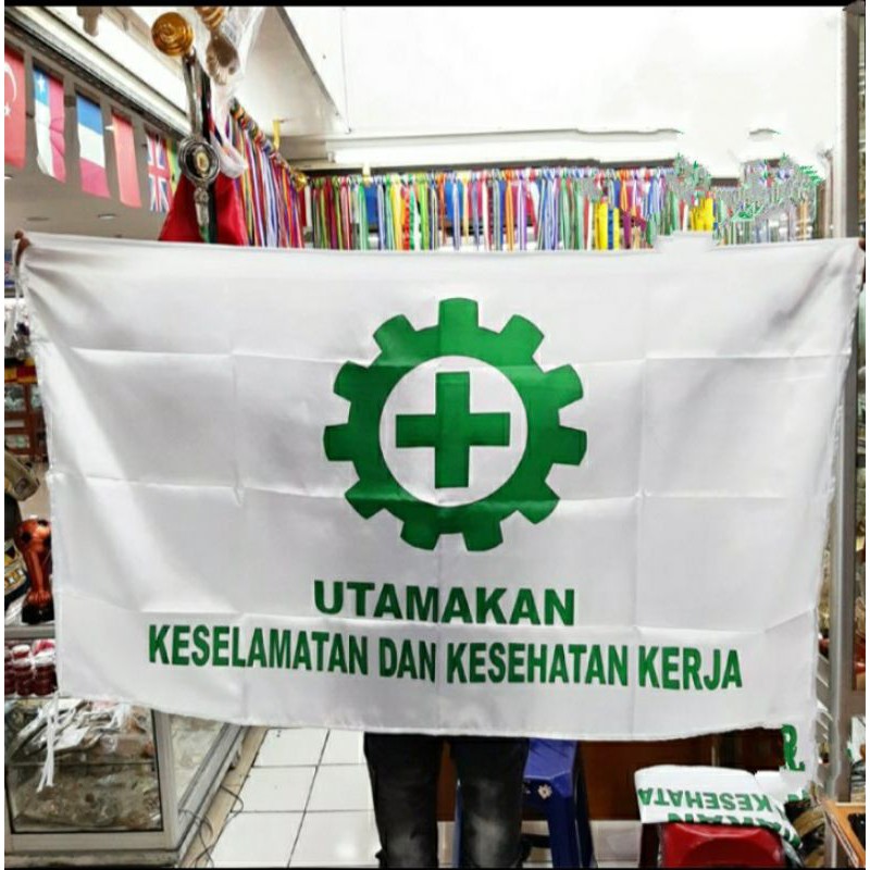 Jual Bendera K3 utamakan keselamatan kerja 90x135 | Shopee Indonesia