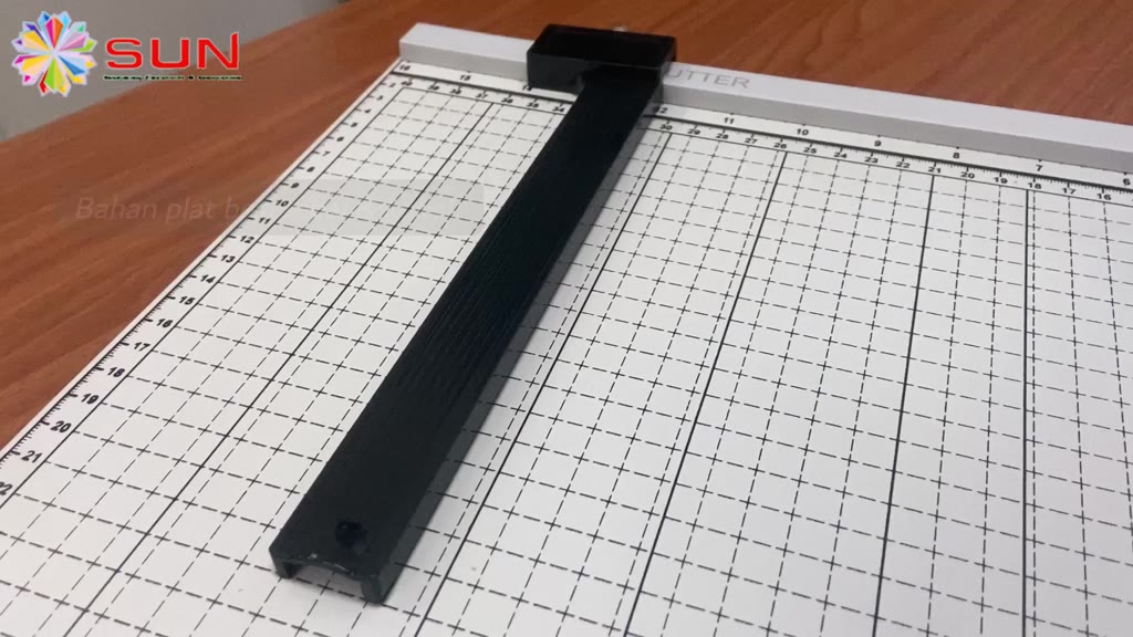 Jual Paper Cutter A3 / A3+ / B3 ( Alat Potong /Mesin Pemotong Kertas ...
