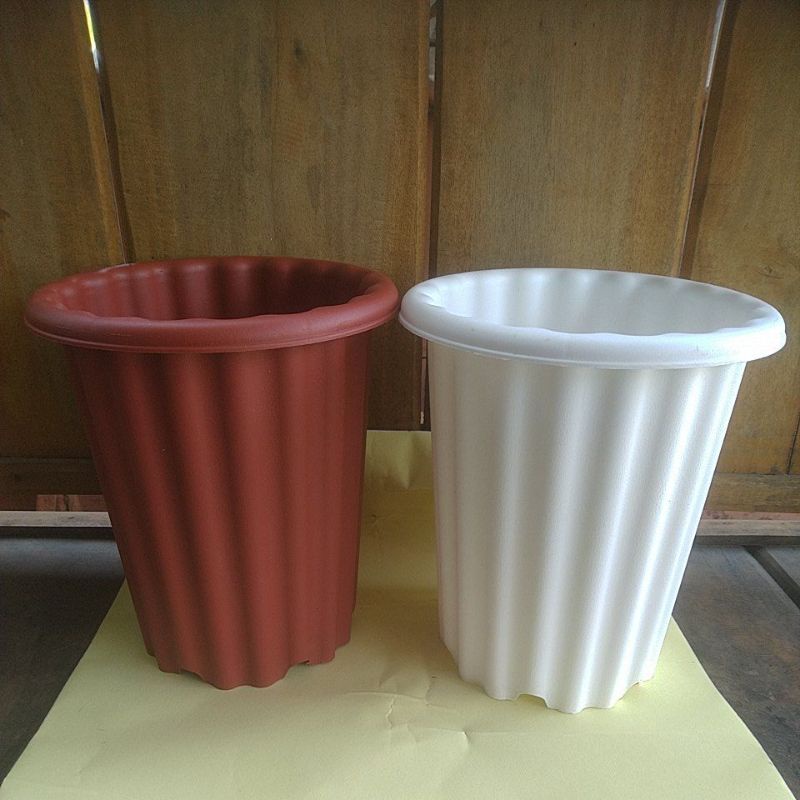 Jual Pot JMP 15 Model Tinggi Pot Bunga Tinggi JMP 15 Warna Putih Dan ...